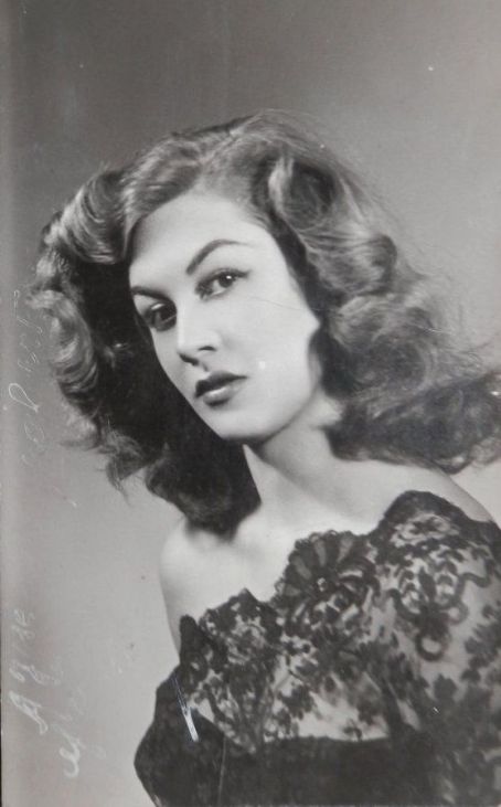 Memoria gráfica de España.: Emma Penella.