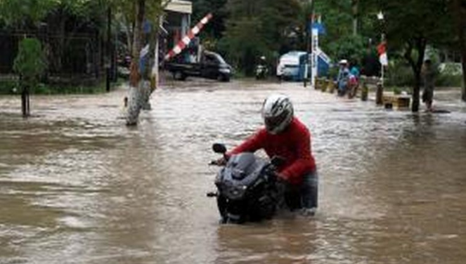 5 Langkah Mendeteksi Kerusakan Motor Akibat Kebanjiran | MASBRO7