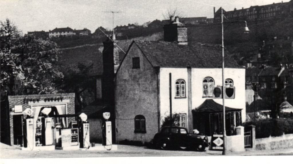Bygone Medway @BygoneMedway: Luton Village.