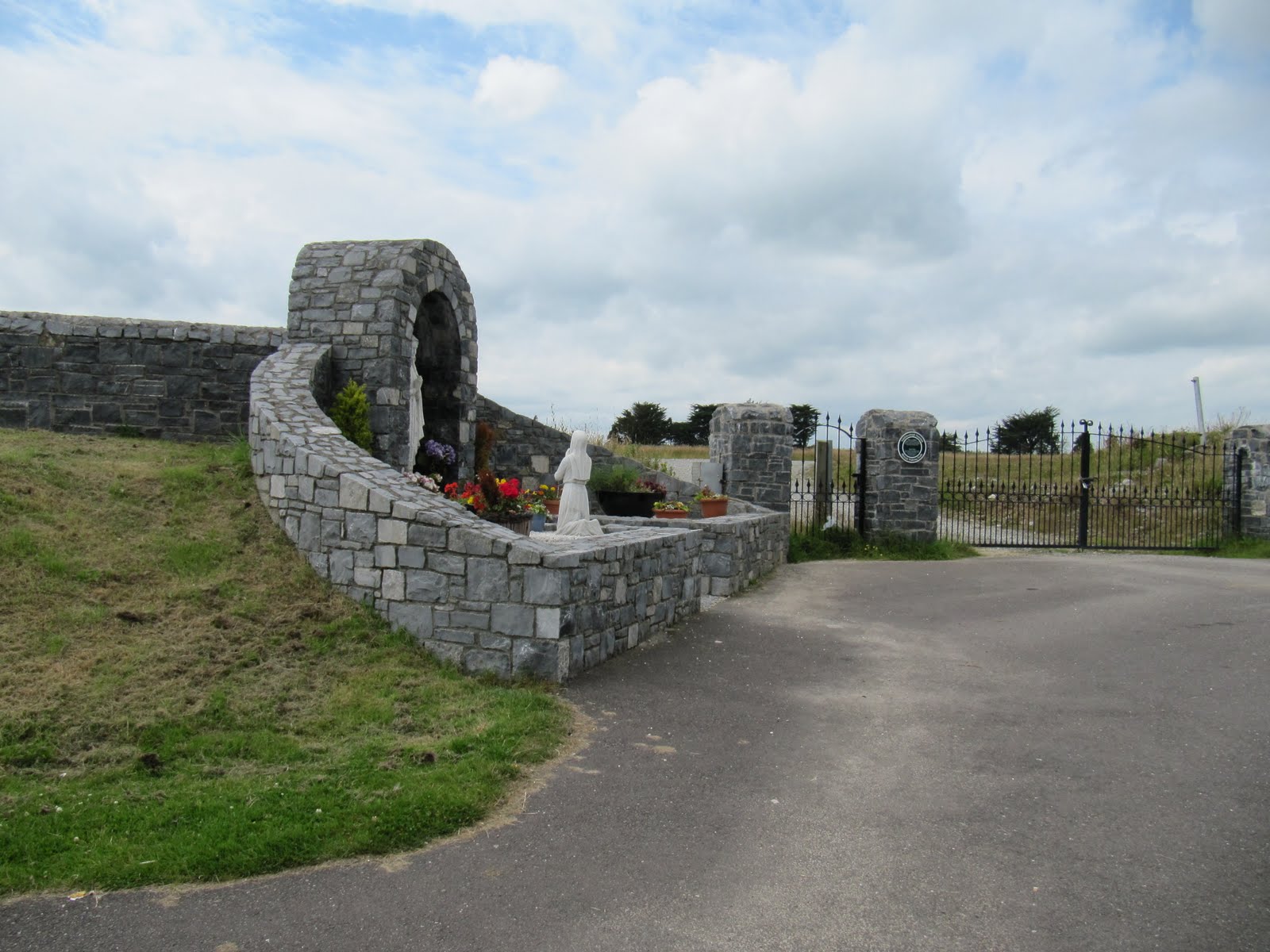 marianireland: Dublin Road, Mitchelstown, Co. Cork.