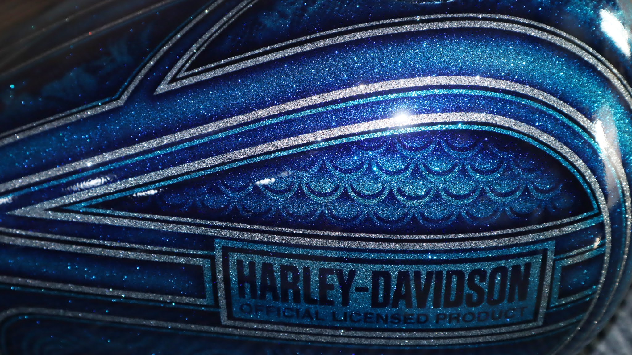 Online Motorcycle Paint Shop: Blue and silver metal flake