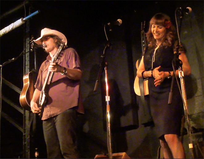 CONCERT OVERLOAD: Concert #651 - Val McCallum at McCabe's Guitar Shop ...