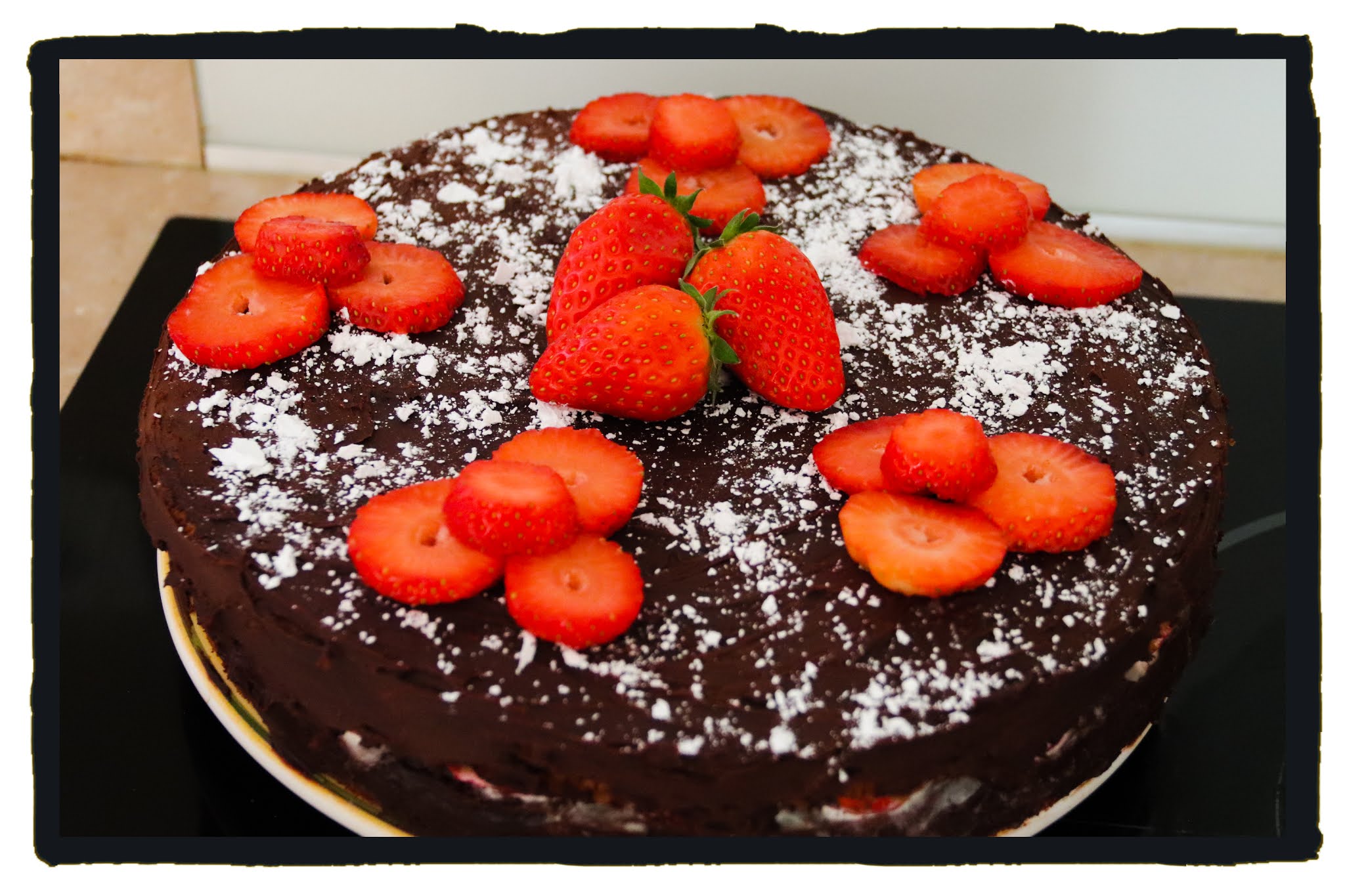 Fraisier chocolaté - Du soleil dans mes recettes