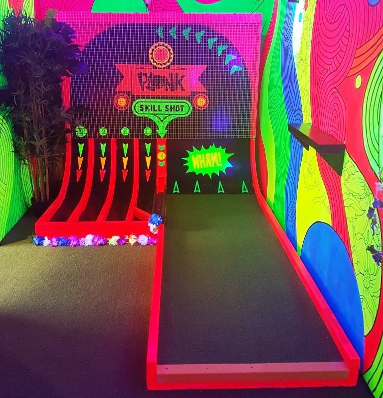 The Ham and Egger Files: Plonk Golf's Christmas pop-up in London