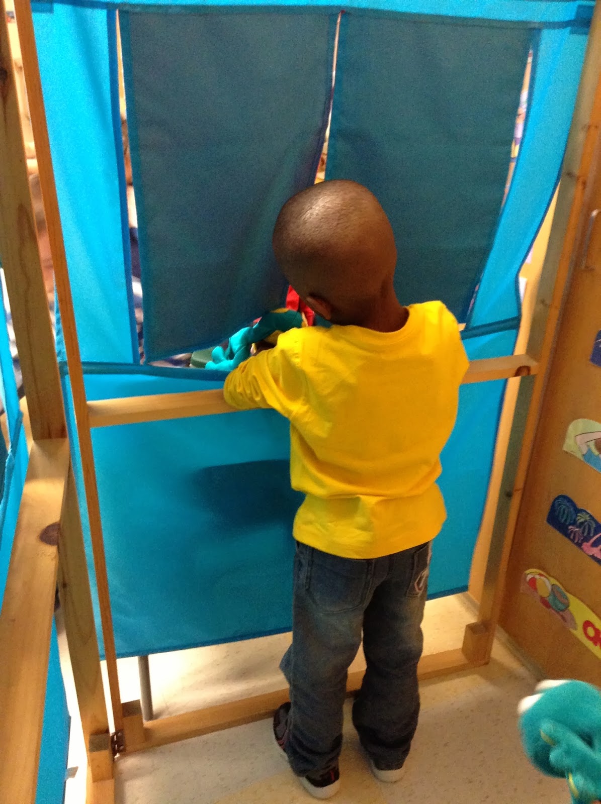 Mrs. Lepage and Mrs. Marcella's Kindergarten Blog: Puppet Show!