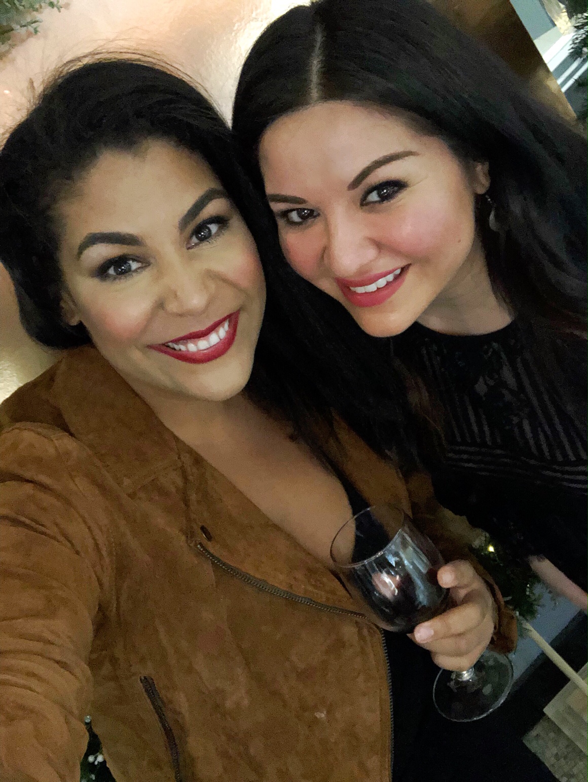 Robbins Brothers hosts holiday influencer event in Belltown | Sydney ...