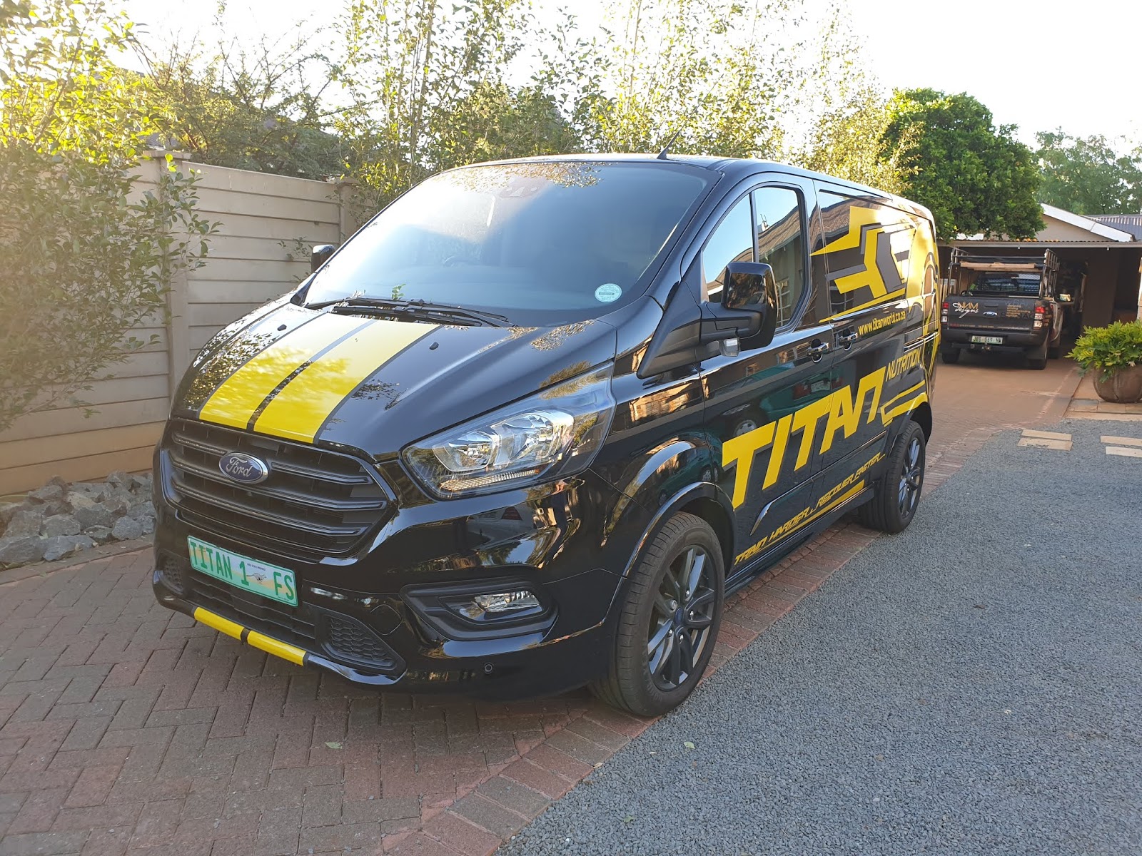 Ninim Designs: Honda Africa Twin Orange