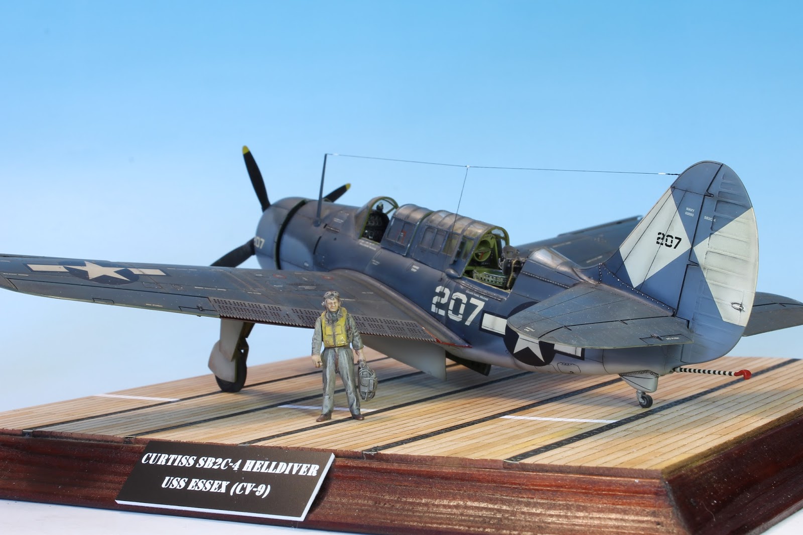 Istvan Michalko's scale models: Curtiss SB2C-4 Helldiver - 1/48 scale