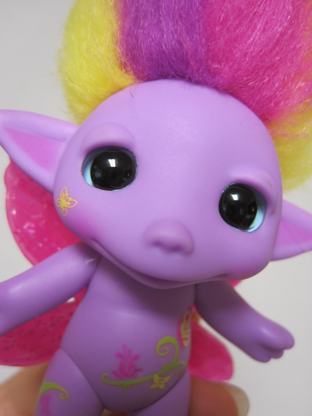 Never Grow Up: A Mom's Guide to Dolls and More: Toy Review: The Zelfs