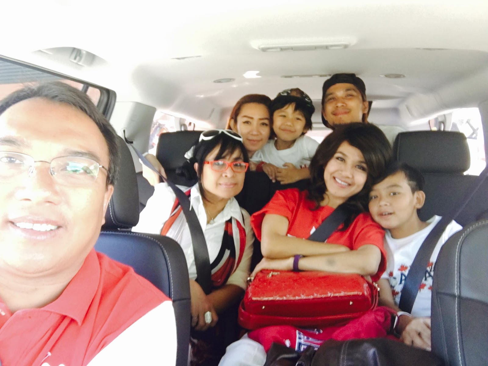 R Zar Ni And Family Visit To Canadian Rocky Mountains , Banff Gondola ...