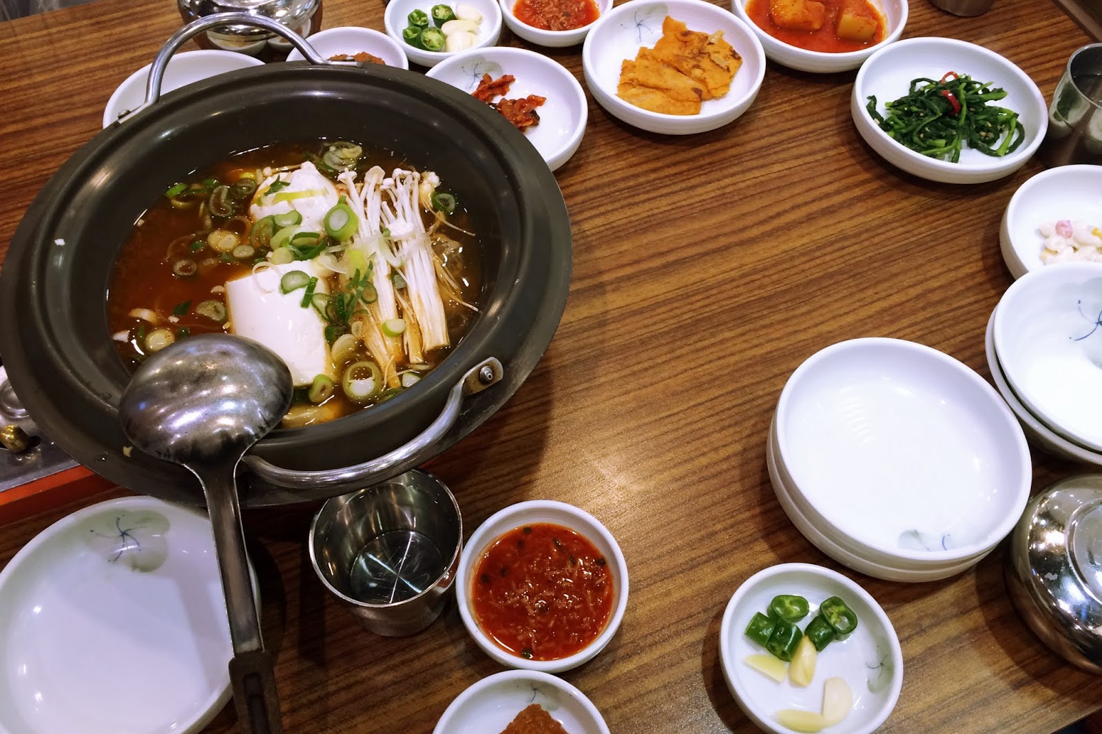 [Seoul - Coex] Banhaneun Bossam - Great set meal restaurant in Coex mall!