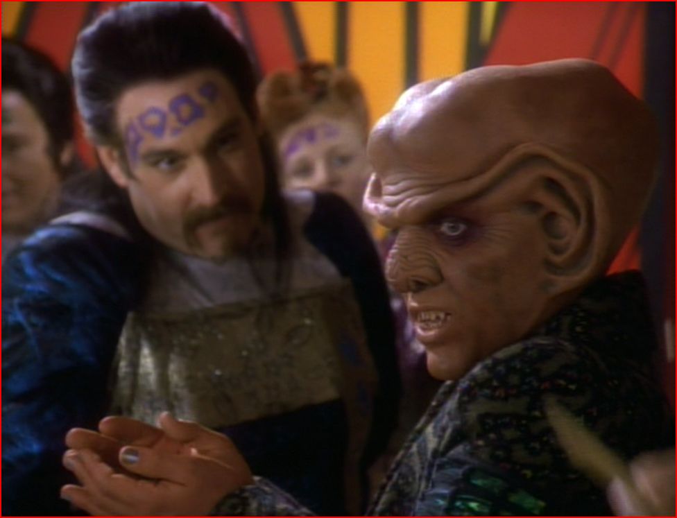 Dave's Buttoned-Up Mind: Star Trek: DS9 - Ep 9 - Move Along Home
