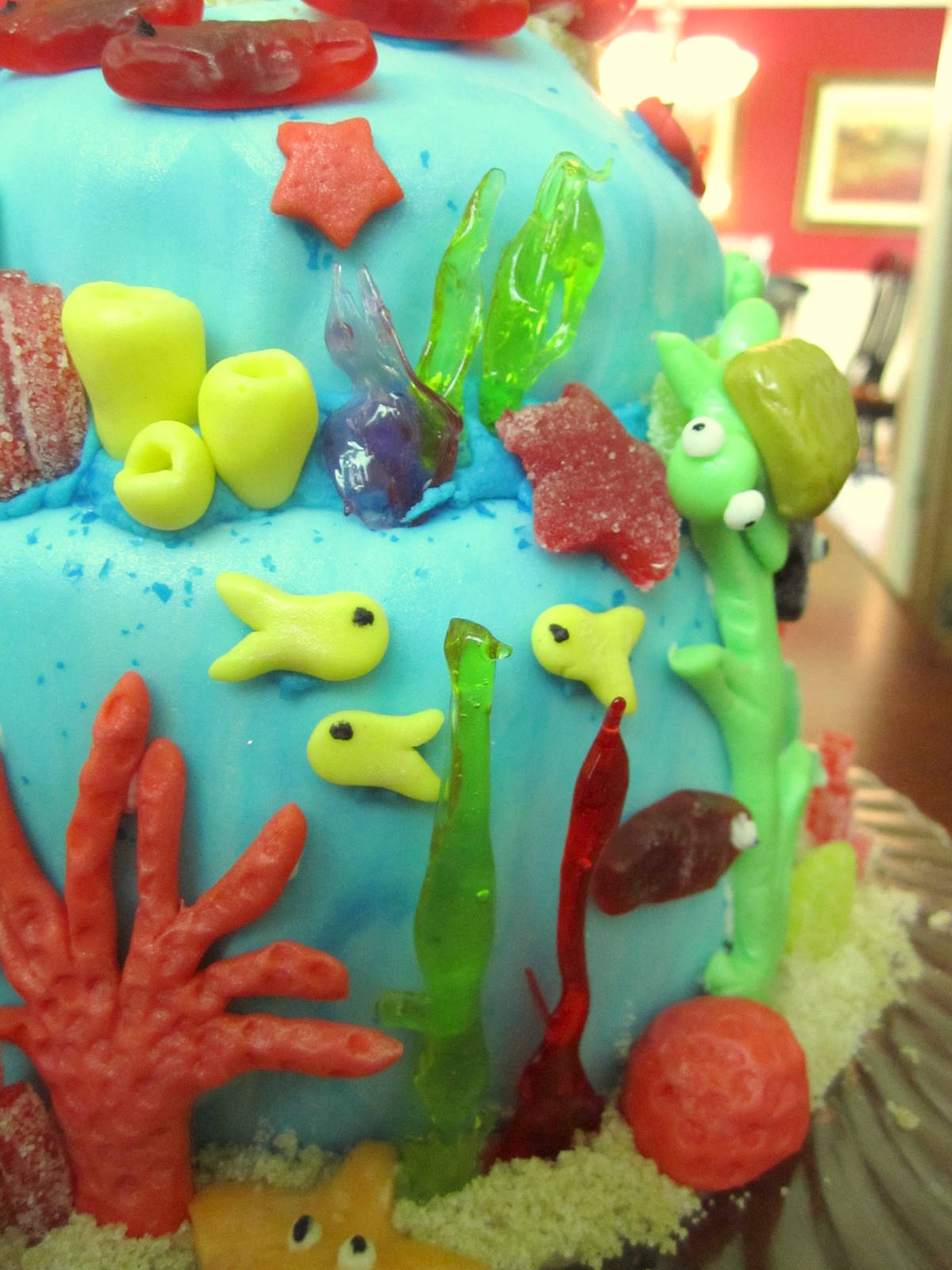 Leafy Tree Tops: Coral Reef Ocean theme Cake