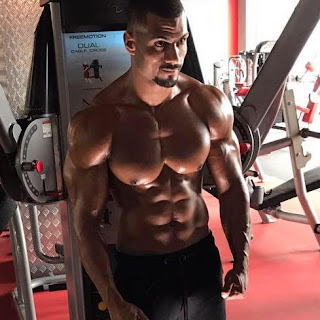world bodybuilders pictures: saudi arabian power muscular bodybuilder ...