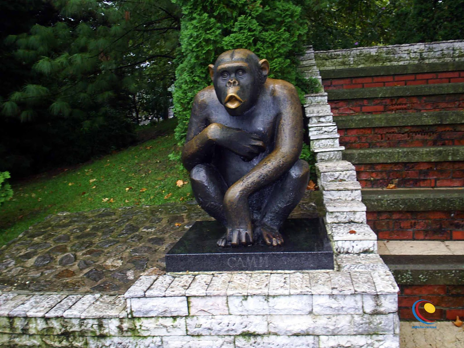 Photo of memorial statue of chimpanzee Sami, star of Belgrade Zoo park ...