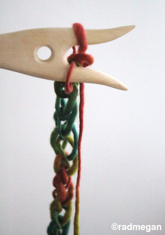 Viking Crafts: A Lucetted Necklace/Scarf - Radmegan