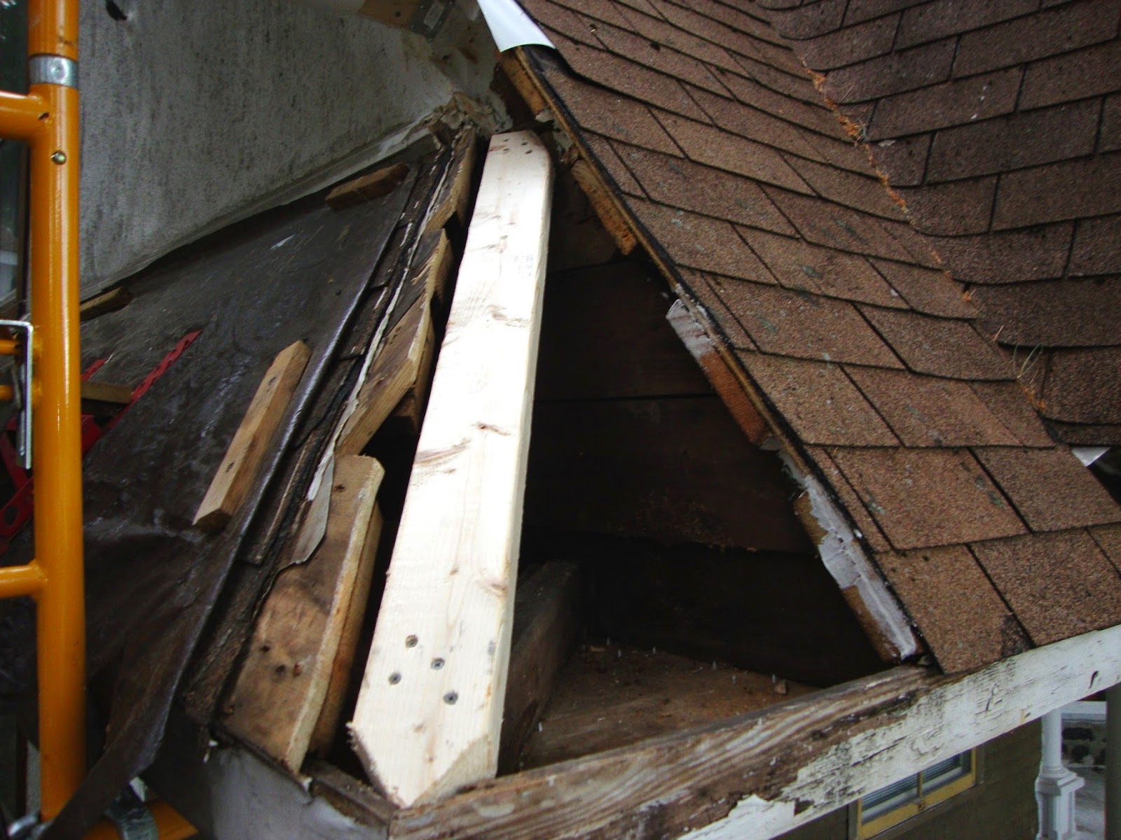 Old House Renovation Methods: Roof Overhang - Joining Two Soffits ...