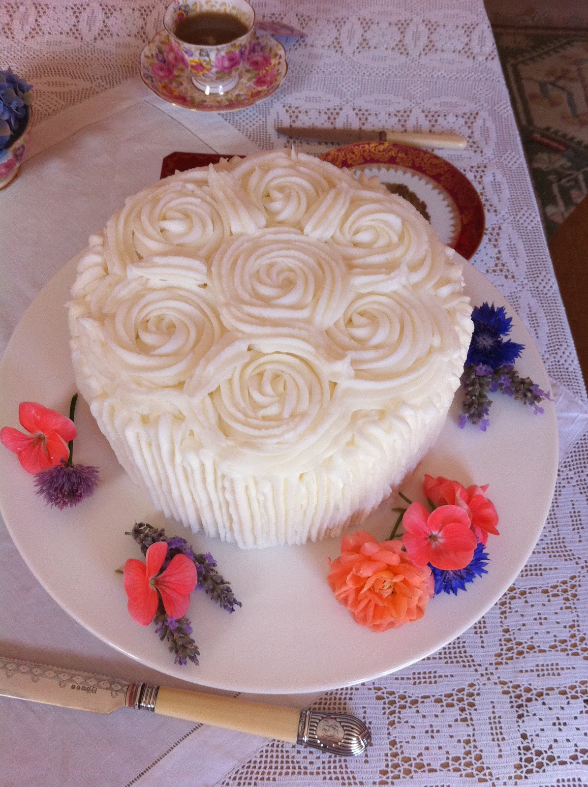 Once bitten forever smitten: Once bitten forever smitten - Buttercream ...