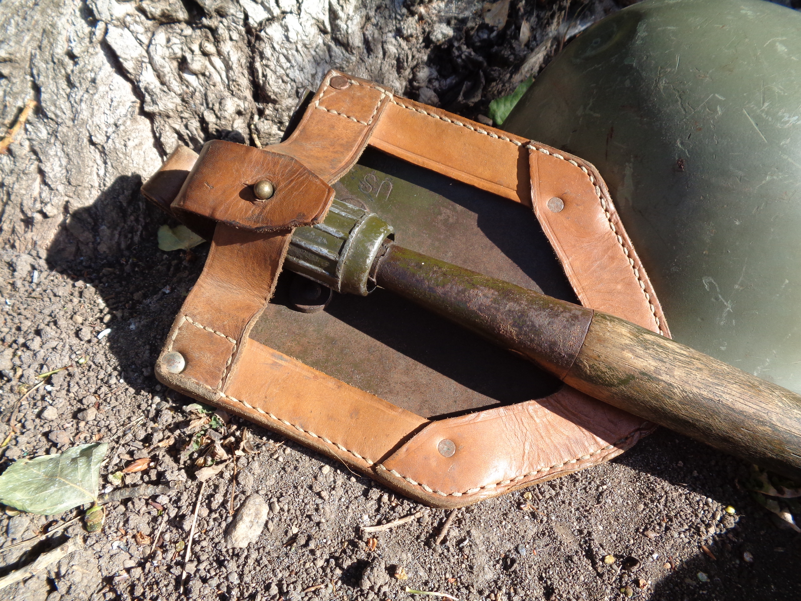 Four Bees: Yugoslavian JNA Model 1959 Shovel Cover, Yugo M59 ...