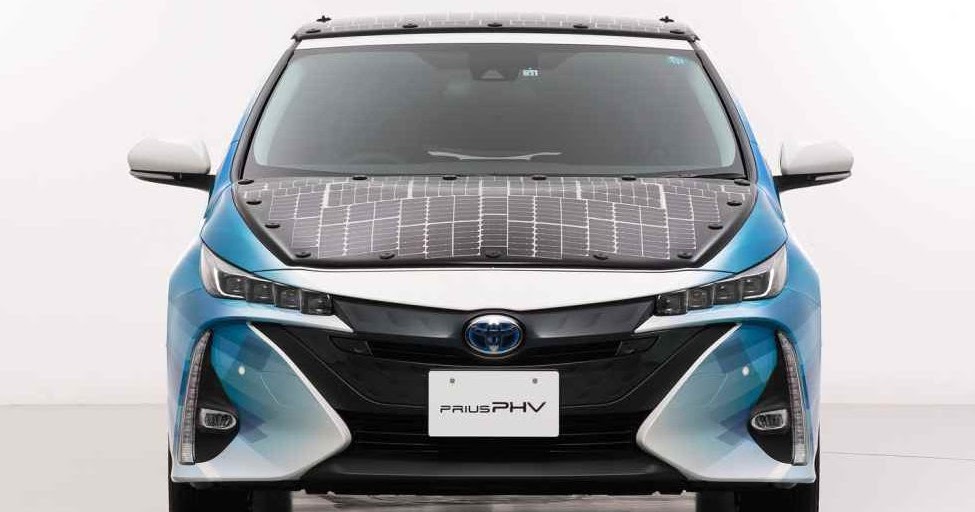 Toyota comienza las pruebas con un Prius dotado de paneles solares