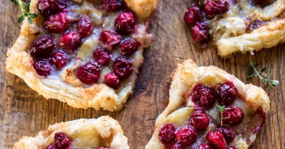 Cranberry Brie Tarts - HEALTHY FOOD