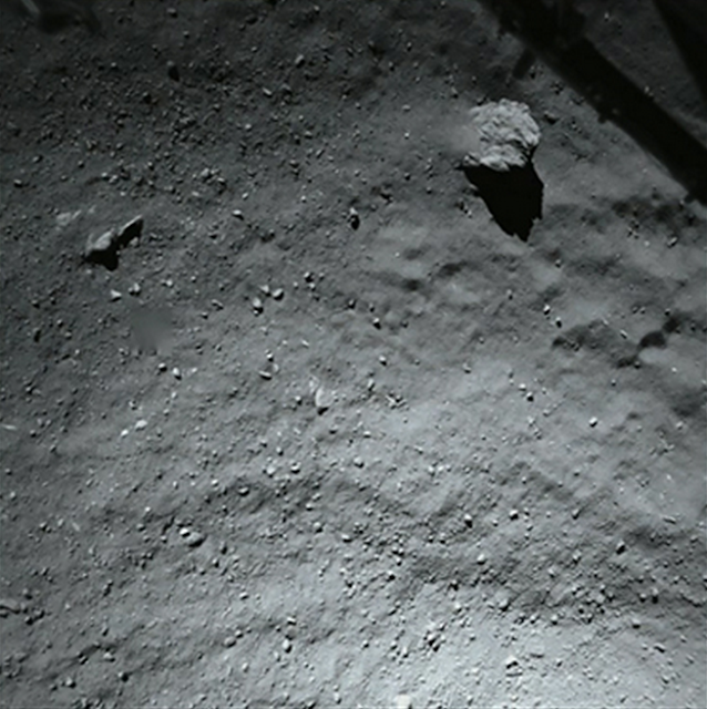 Orbiter.ch Space News: First images from the surface of the comet 67P ...