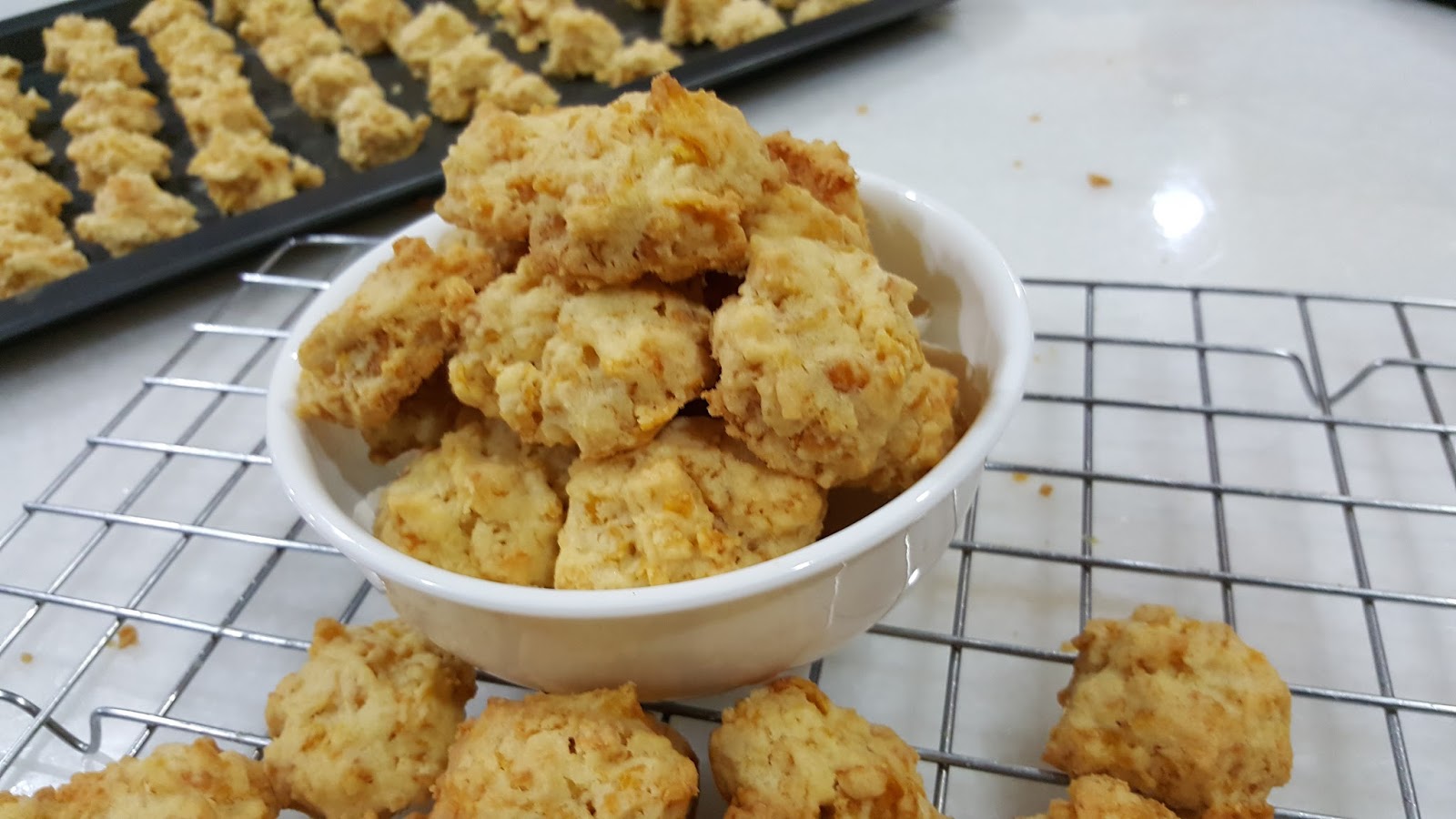 My HomeRecipes: BISKUT CORNFLAKES