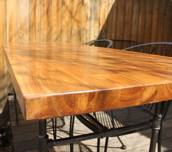 our homegrown spud: a couple of DIY OSB tables.