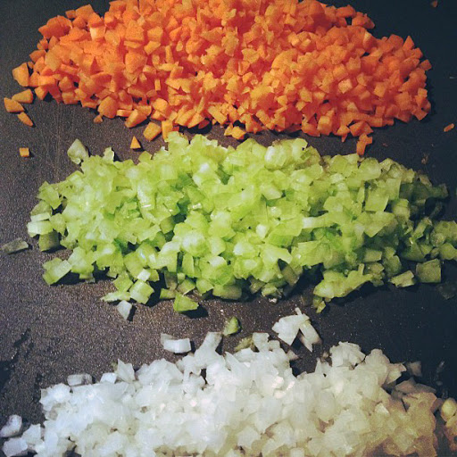 standard vegetable cuts used in hotel