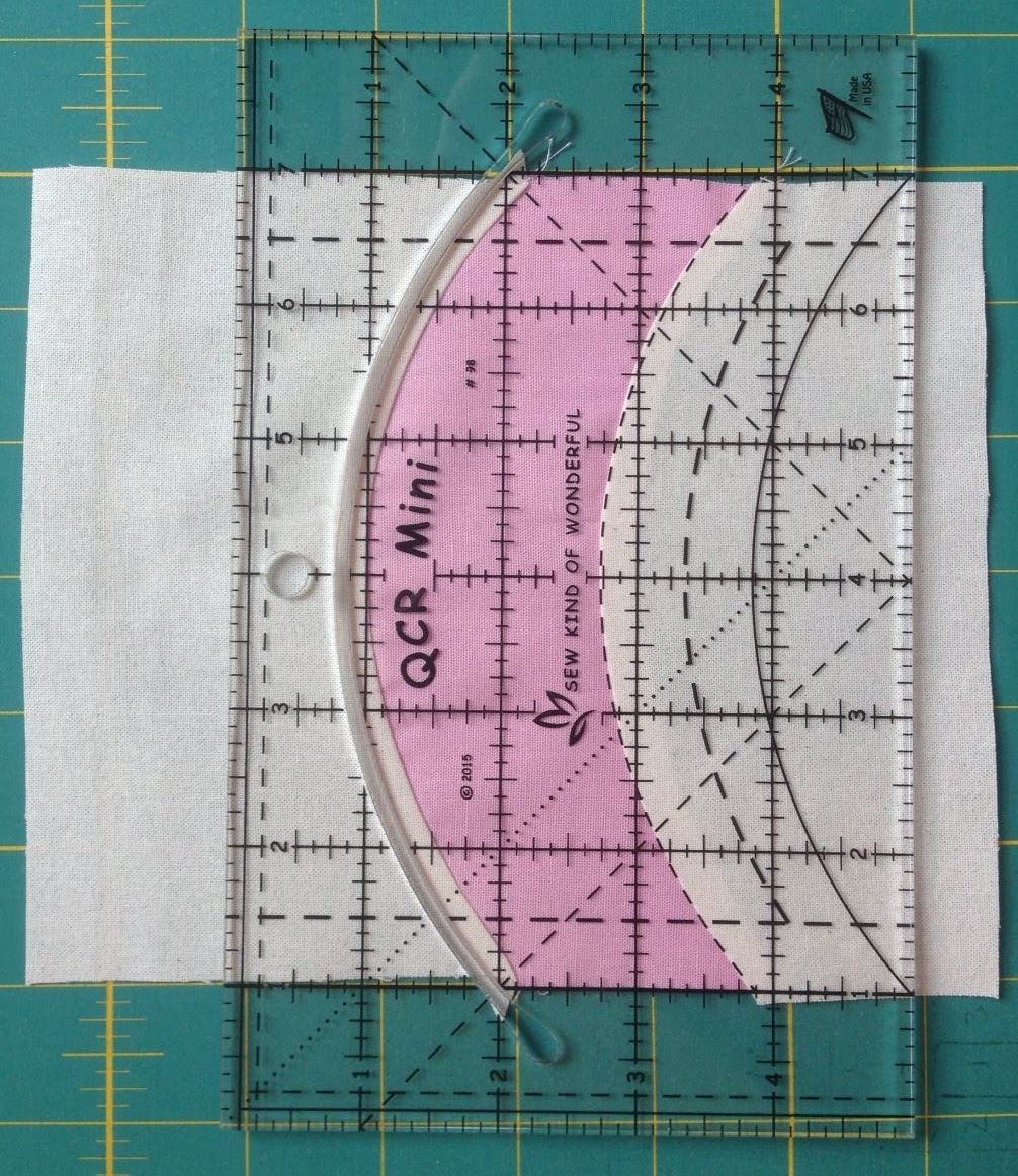 einfach bunt...: Einfacher Block mit dem Mini Quick Curve Ruler- Anleitung