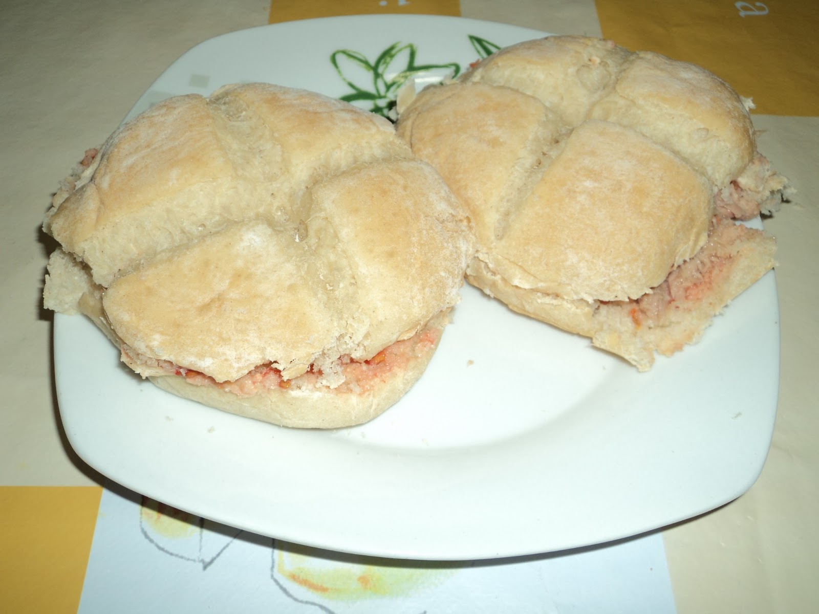 El Blog de una Principiante: Panrico "lanza los Panecillos Estilo Artesano"