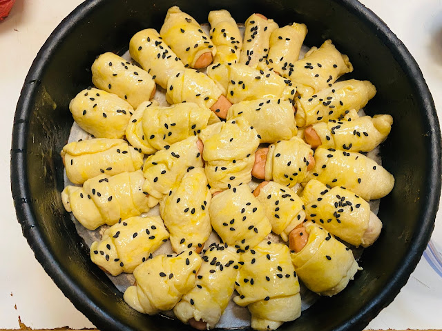 Fast & Easy Pigs in a Blanket | The Astoria Cafe & Bakery Blog