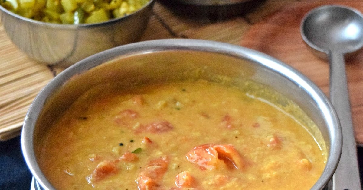 Poornima's Cook Book: Tomato Dhal Kootu / Thakkali Kootu (with moong dhal)
