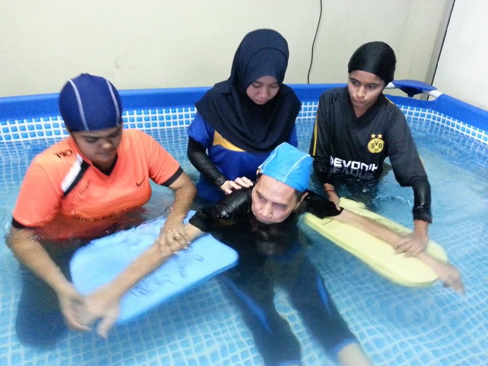 Apakah RAWATAN HYDROTHERAPY / RAWATAN AIR