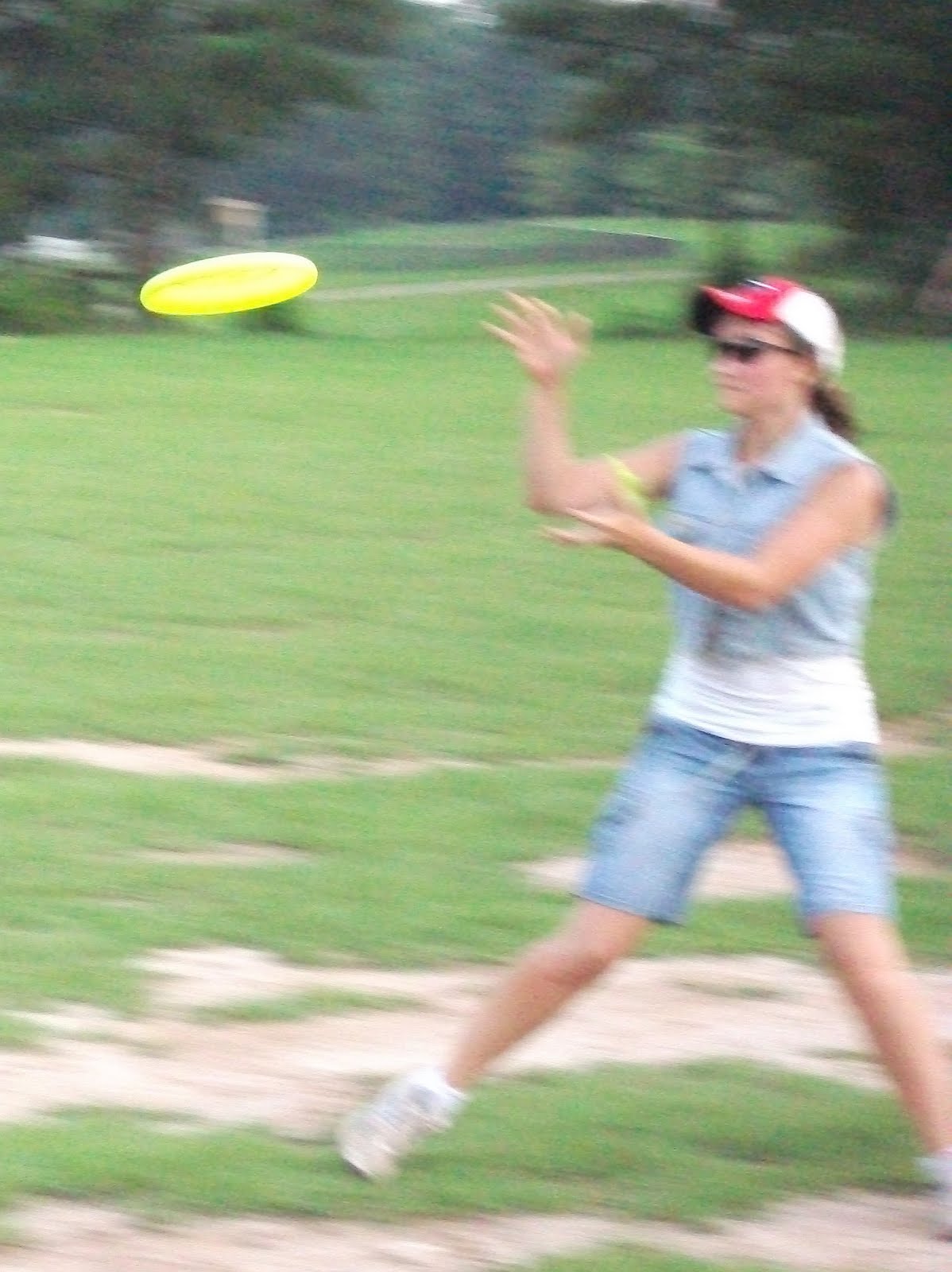Julia's Journal: UFO- Ultimate Frisbee Obsession