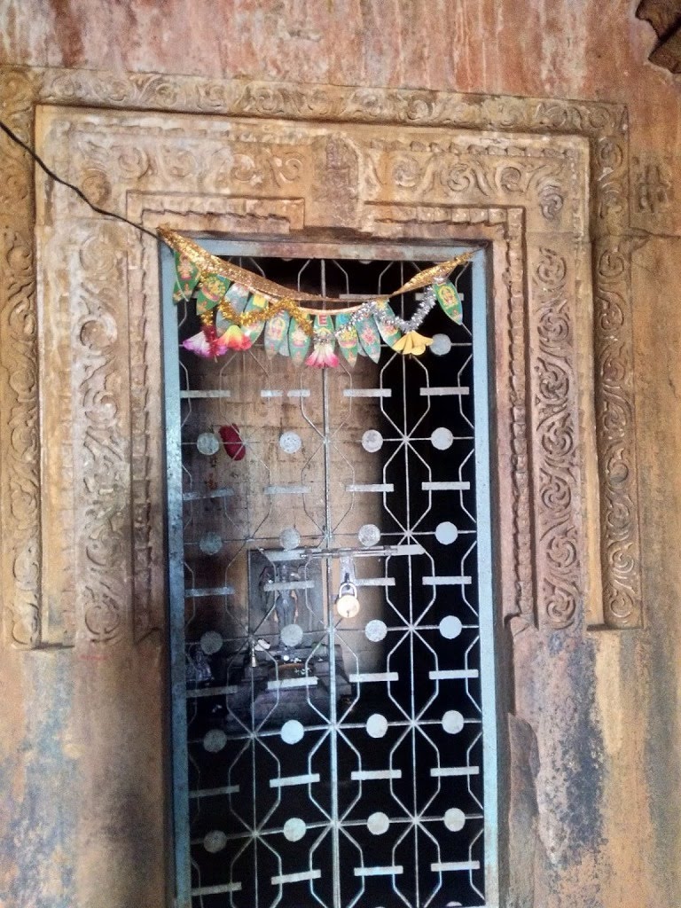 Hindu Temples of India: Narayanpal Temple, Bastar, Chattisgarh
