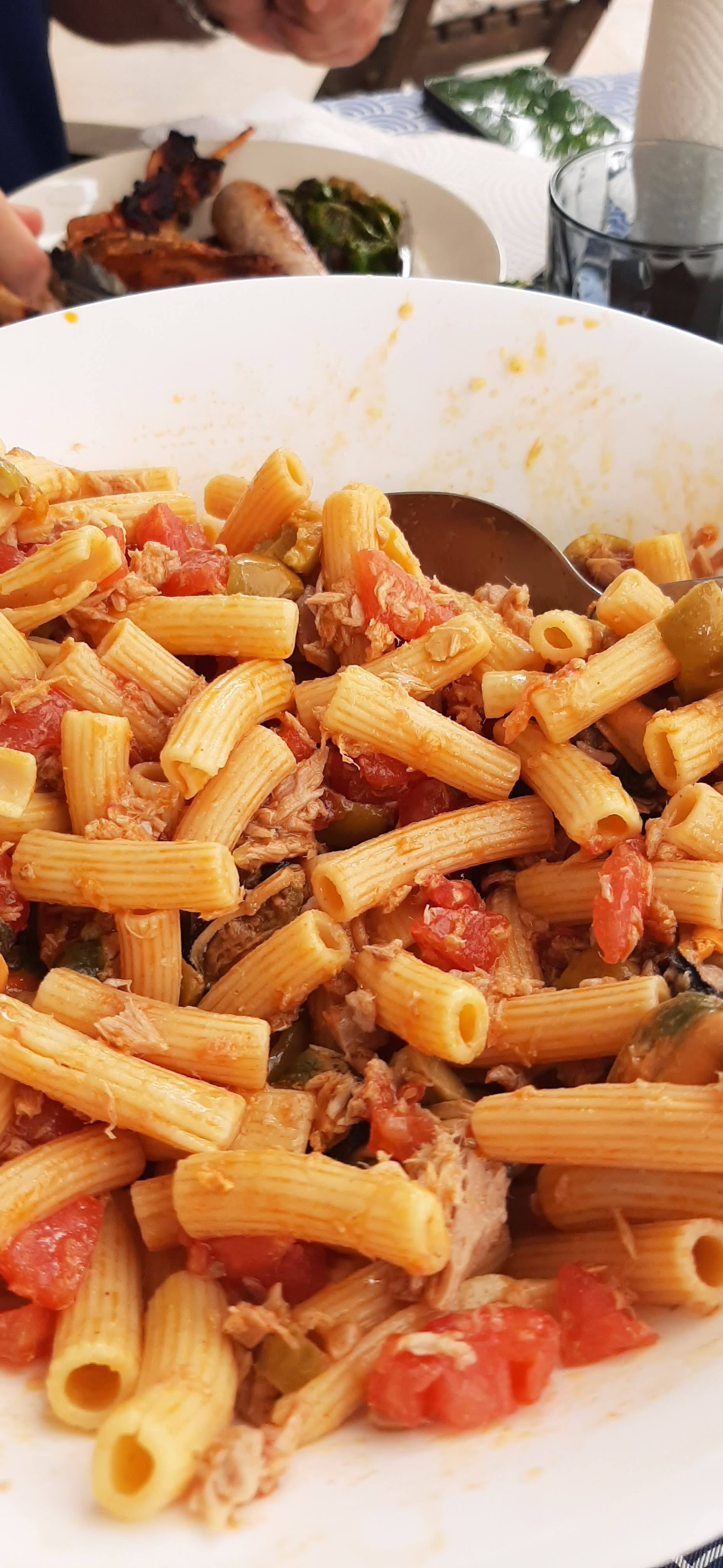 ReZeditas: ENSALADA DE PASTA Y LATERIO