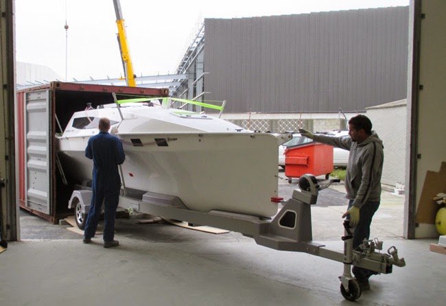 Trimaran Projects and Multihull News: The first production F-22 ...