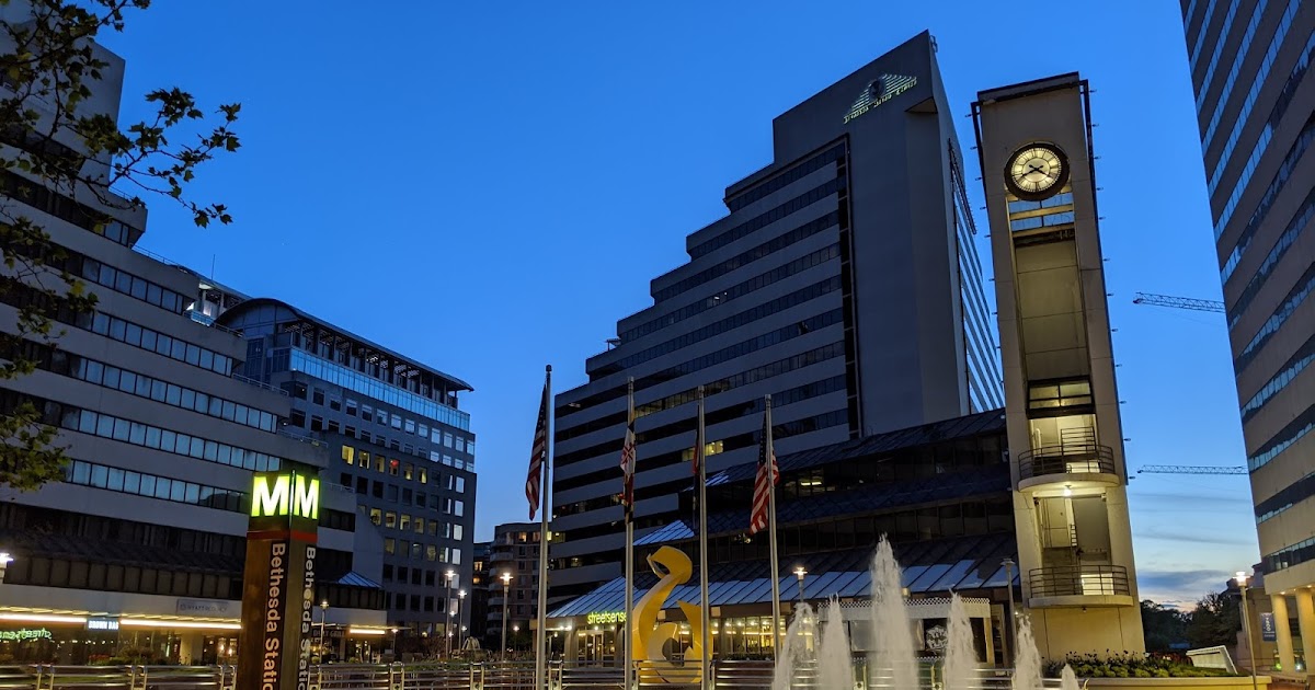 Robert Dyer @ Bethesda Row: Bethesda Metro Center fountains activated ...