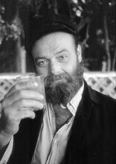 Casey’s Rock N Roll Gazette: Phil Clark: A Pirate Looks At 40