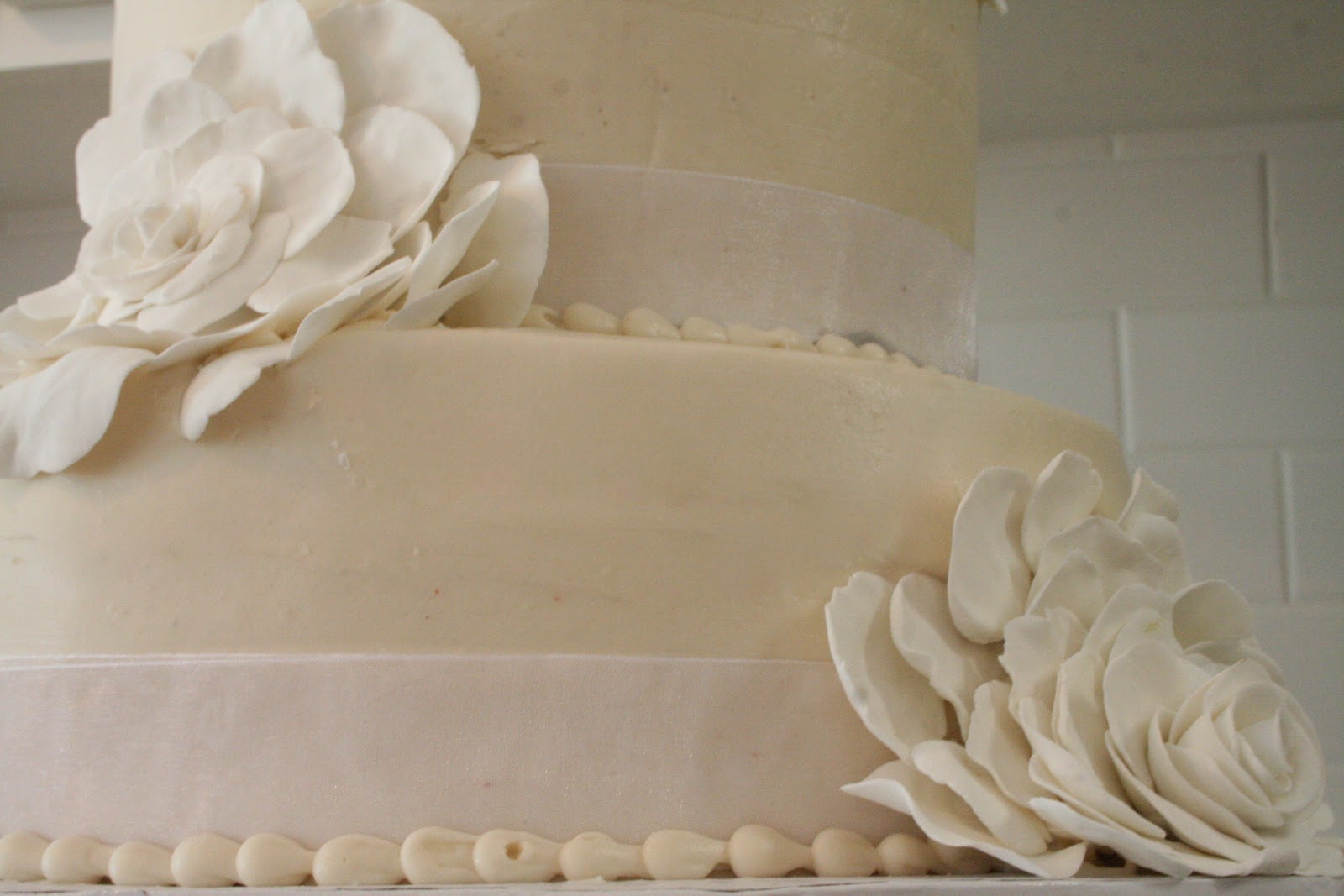 devour: Bryce & Ellery Ford's Wedding