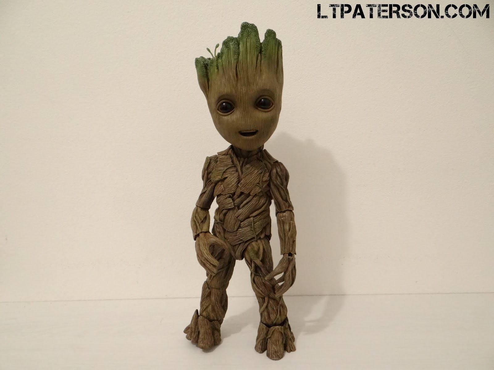 Déballage Hot Toys Baby Groot | Ltpaterson.com Blog jeux video PC, high ...