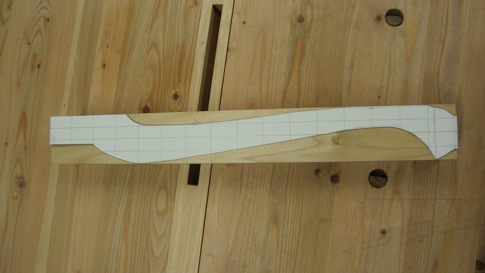 Woodworking in a Tiny Shop: Making a Cabriole Leg With Only Hand Tools