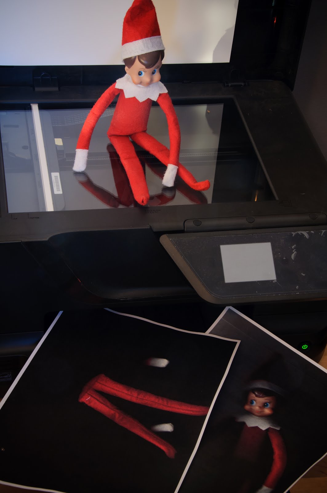 Beattie Gang: Elf On The Shelf - Day 27