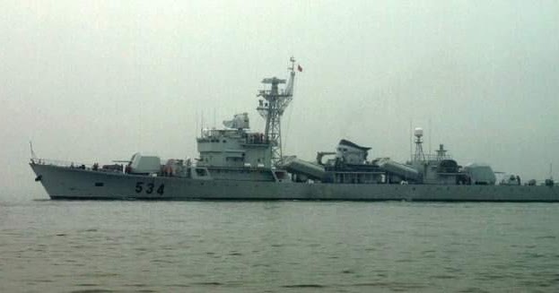 China Retires Three Jianghu Ii Class Frigates Type 906 Supply Ship Asia Pacific Defense Journal
