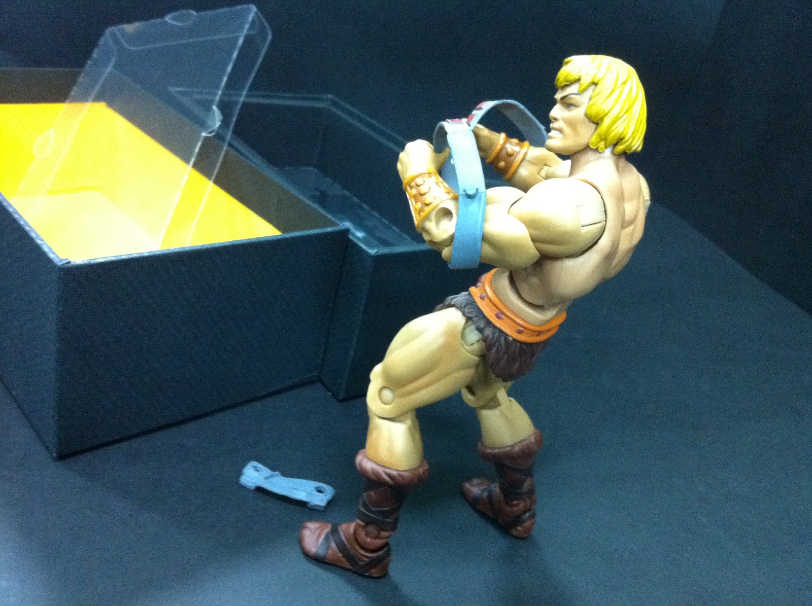 JERRY YEH DESIGN【豬屎】: JERRY-HE MAN BOX (懷念經太空超人手工精緻收藏盒 )