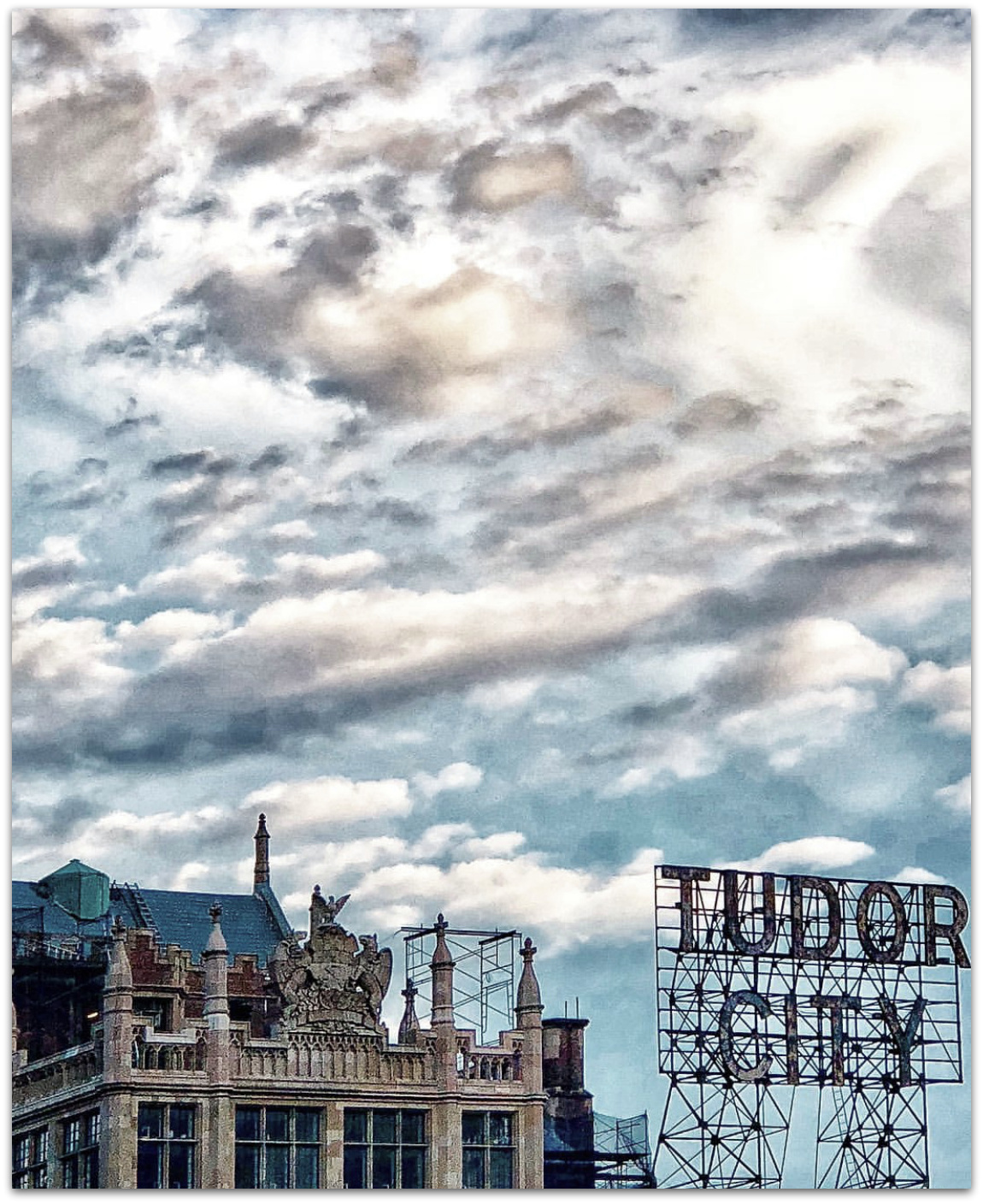 Tudor City Confidential: Sign Appreciation Day