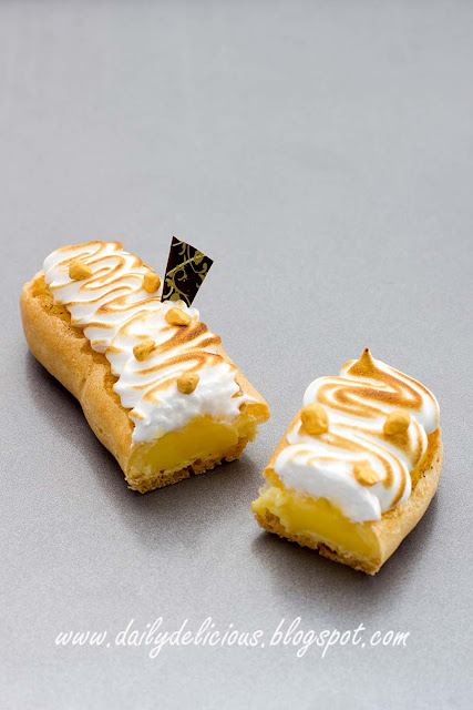 dailydelicious: Lemon Meringue Choux: Lemon choux, my way