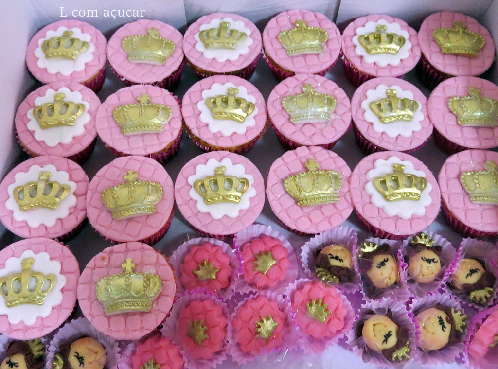 Doceria L com Açucar: doces festa realeza menina