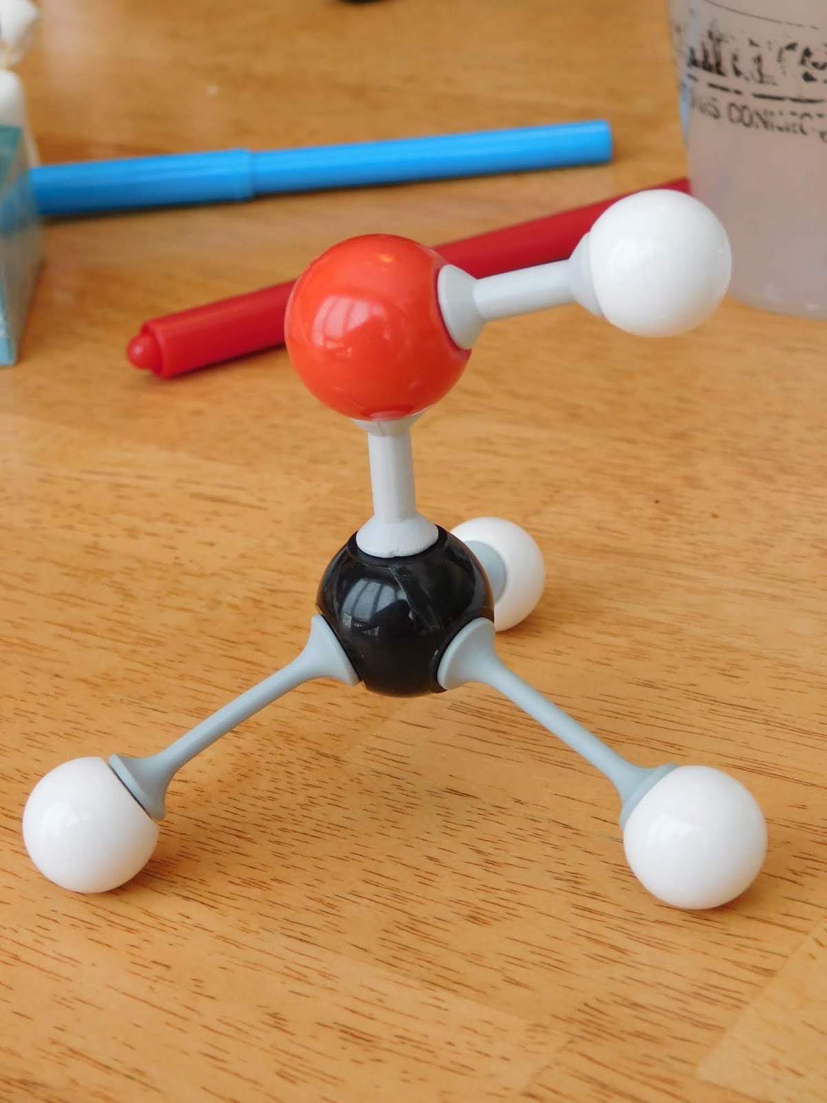 100 Days of Science #47 & 48-- Making Model Molecules Two Ways